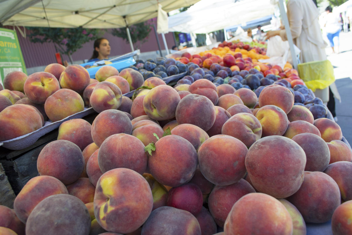 Farmers Markets in Fresno and Clovis