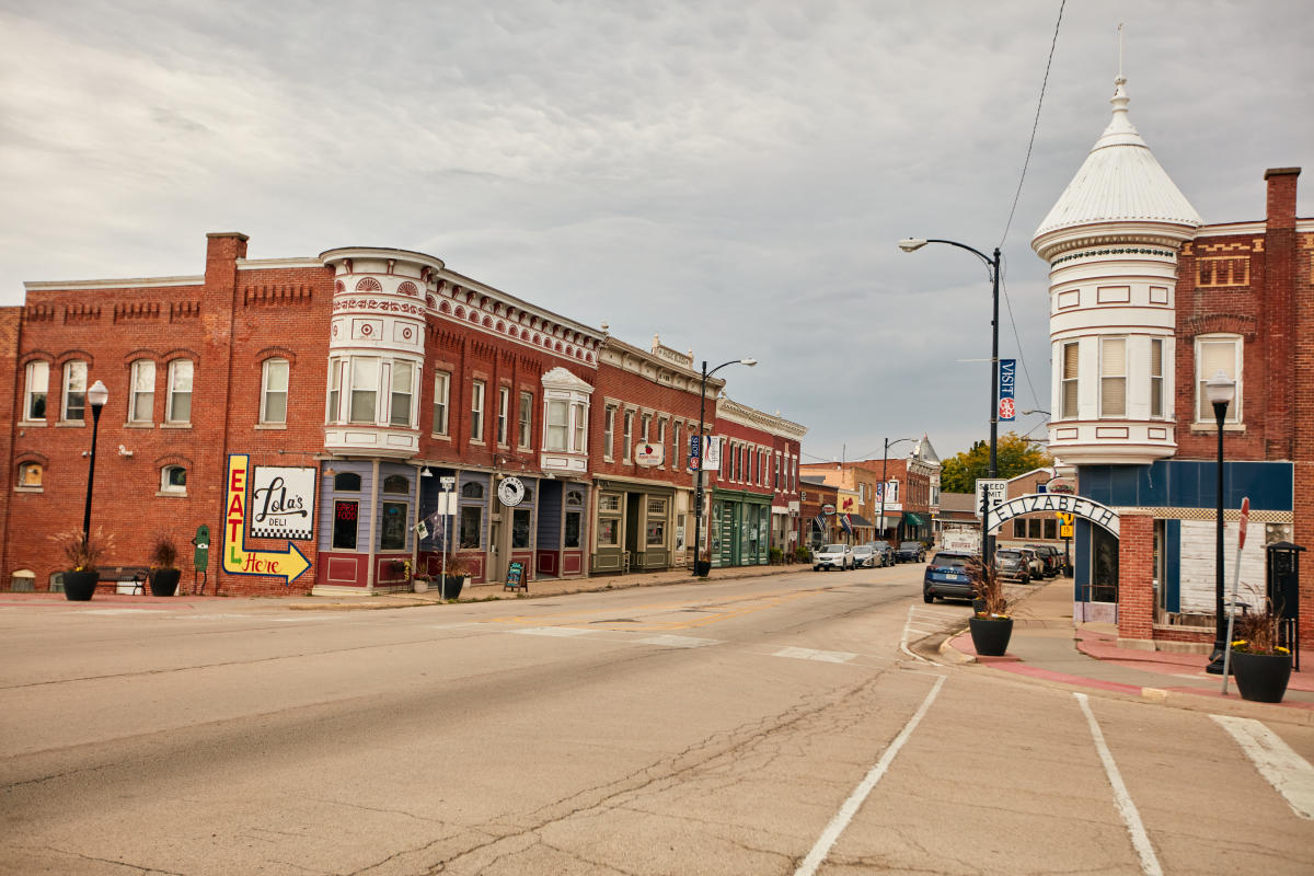 Galena Country Travel Guide: Elizabeth and Hanover, IL | Galena Country
