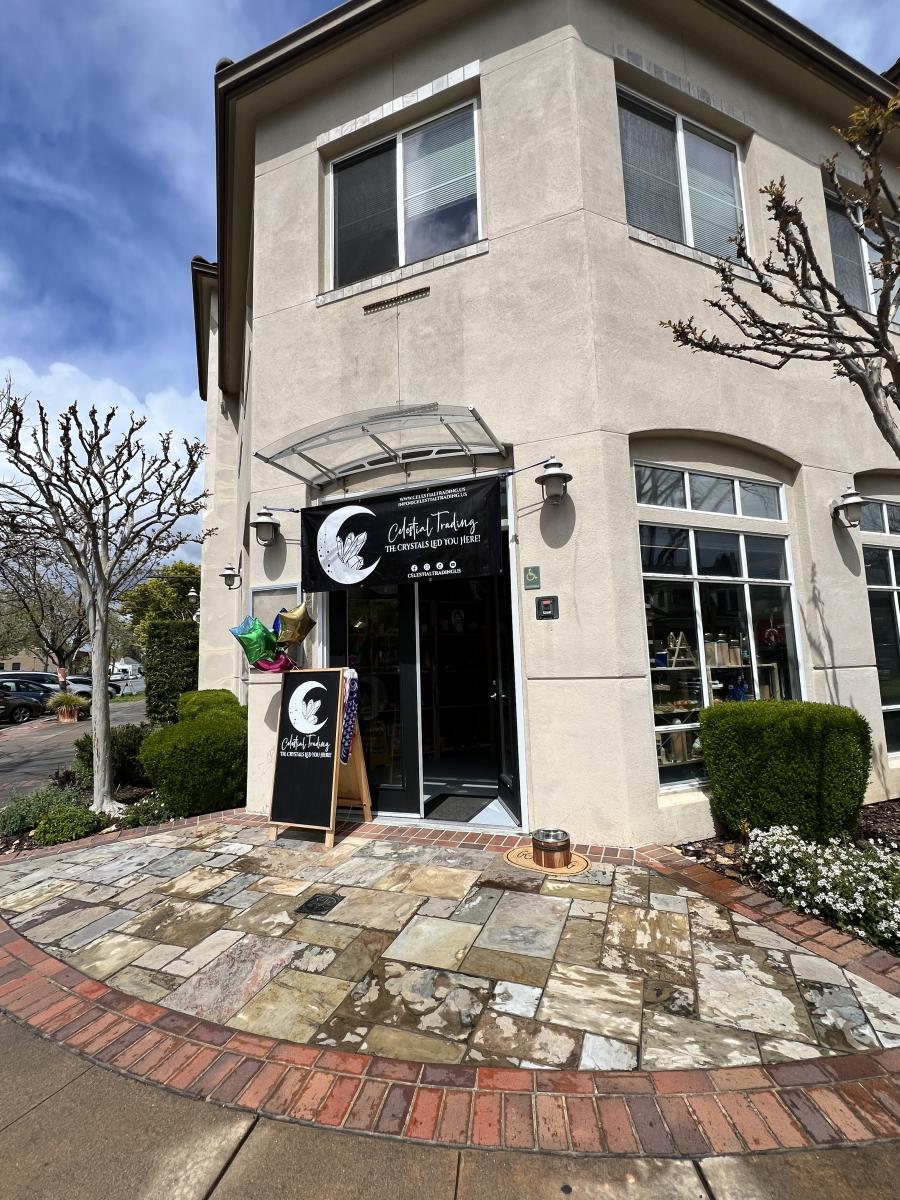 Specialty and Boutique Shopping