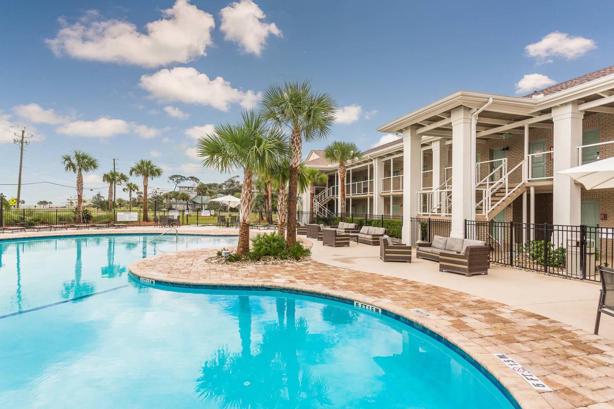 Golden Isles Hotel Deals | Save with Specials & Packages