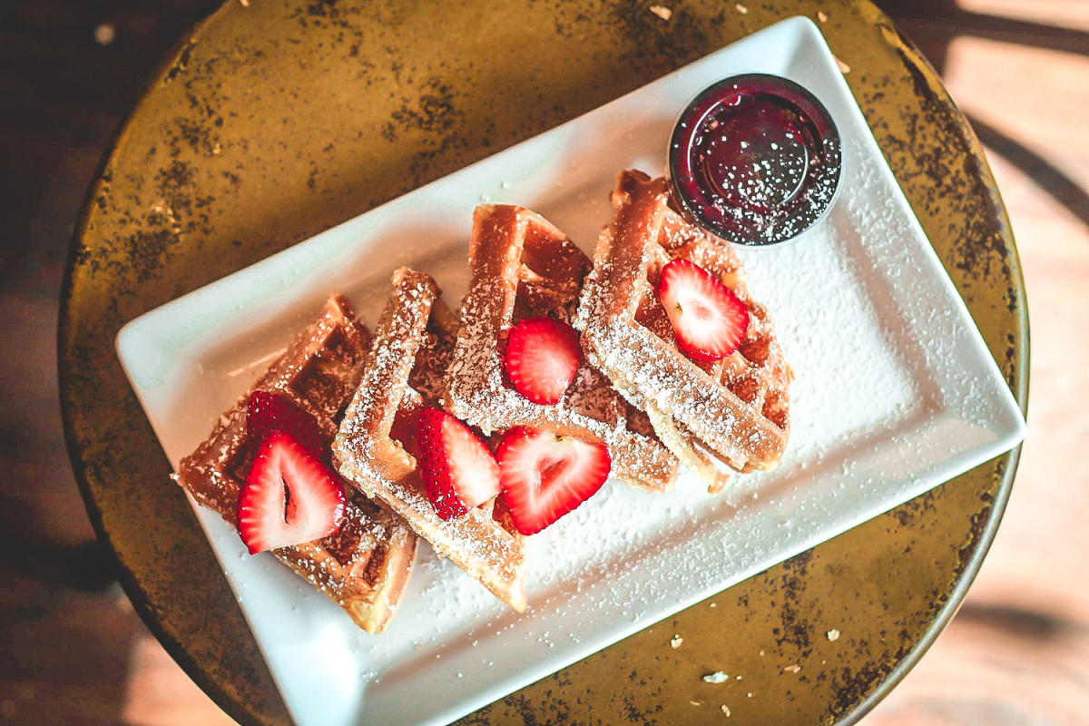 Milestone Anniversary for Beloved Grapevine Bistro