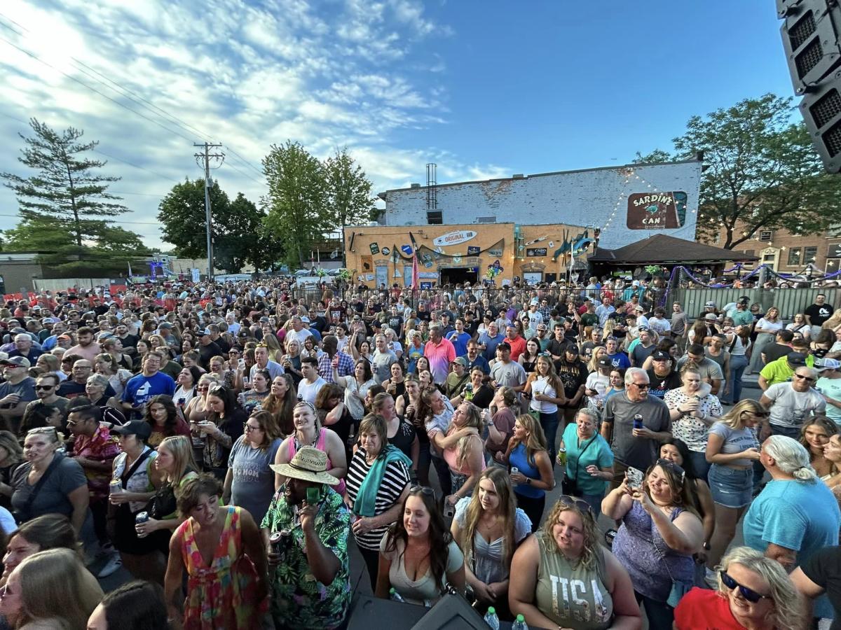 Green Bay's Most Beloved Dive Bars | Discover Green Bay