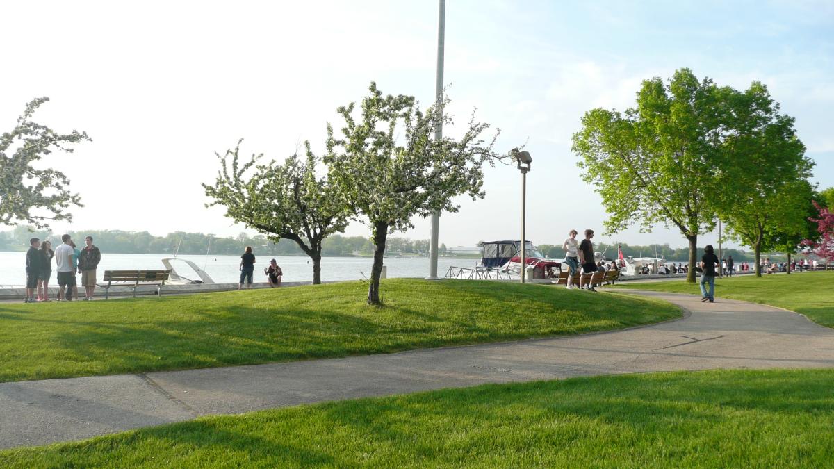 Springtime Strolls in Green Bay | Discover Green Bay