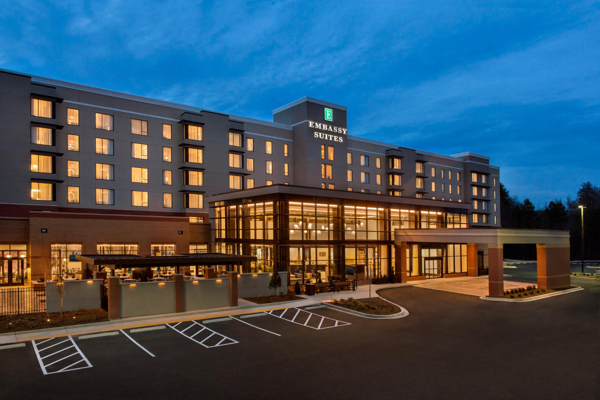 Full Service Hotels in Gwinnett | Ideal for Meetings & Events