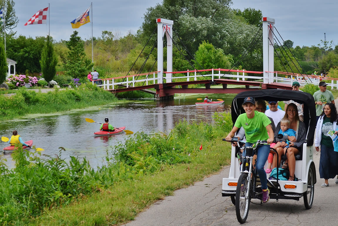 Holland, Michigan Maps & Transportation