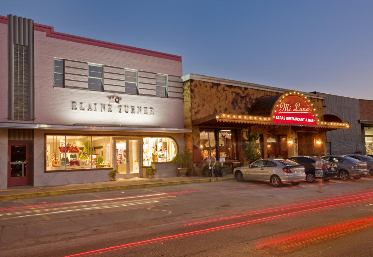 Rice Village | Explora Vecindarios en Houston y Cosas Qué Hacer