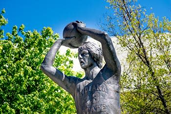 Larry Bird Statue | Basketball Locations IN Indiana