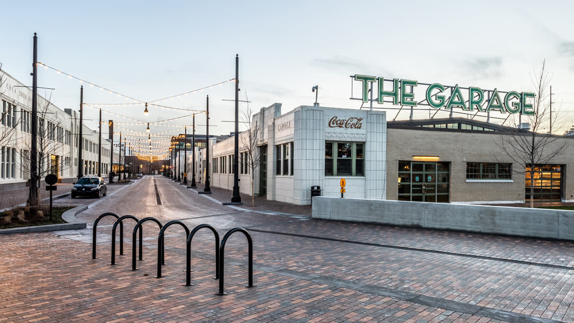 Bottleworks District Indianapolis | Stay & Restaurants