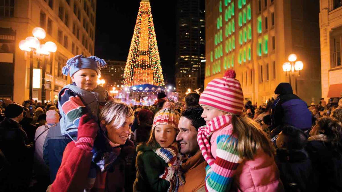Indianapolis Christmas Lights | Winter Wonderland | Visit Indy
