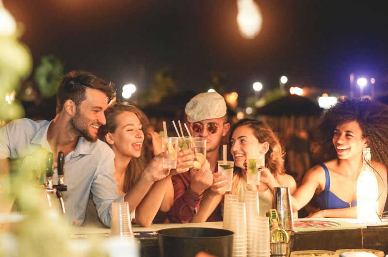 Bars in Irving, TX | Entertainment, Tap Rooms & Nightlife