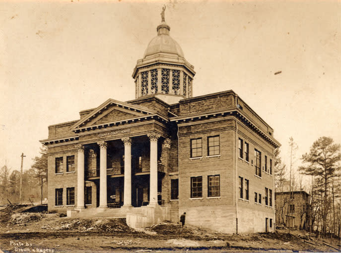 Visit Jackson County’s Iconic Courthouse