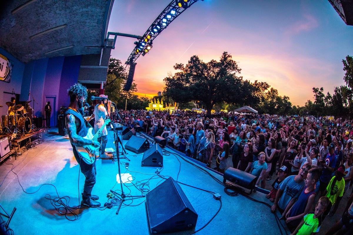 Concerts & Live Music Kansas | Upcoming Shows Info