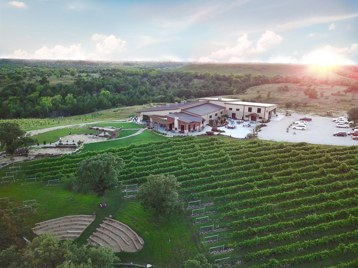 Manhattan, Kansas Weekend Getaway | Liquid Art Winery & Estate