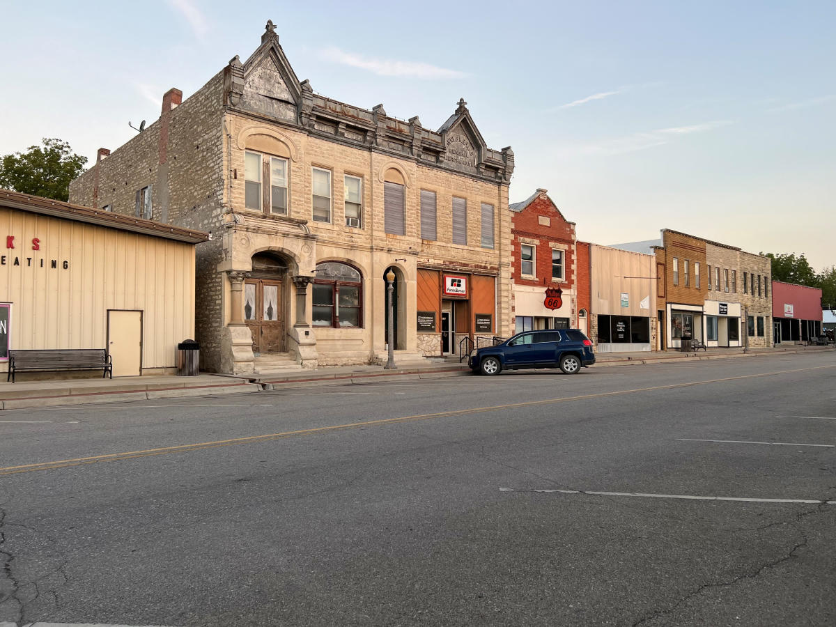 Visit Alma - Travel KS