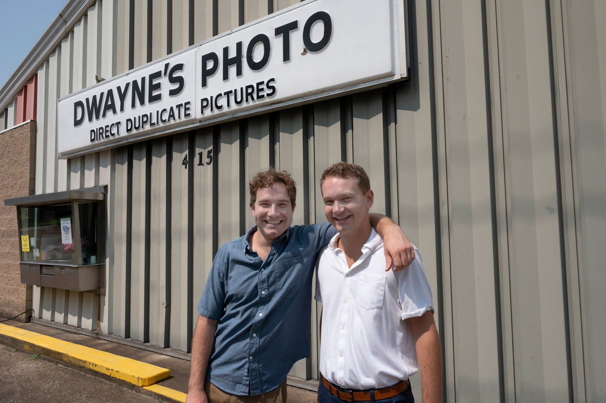 Dwayne's Prints On | KANSAS! Magazine