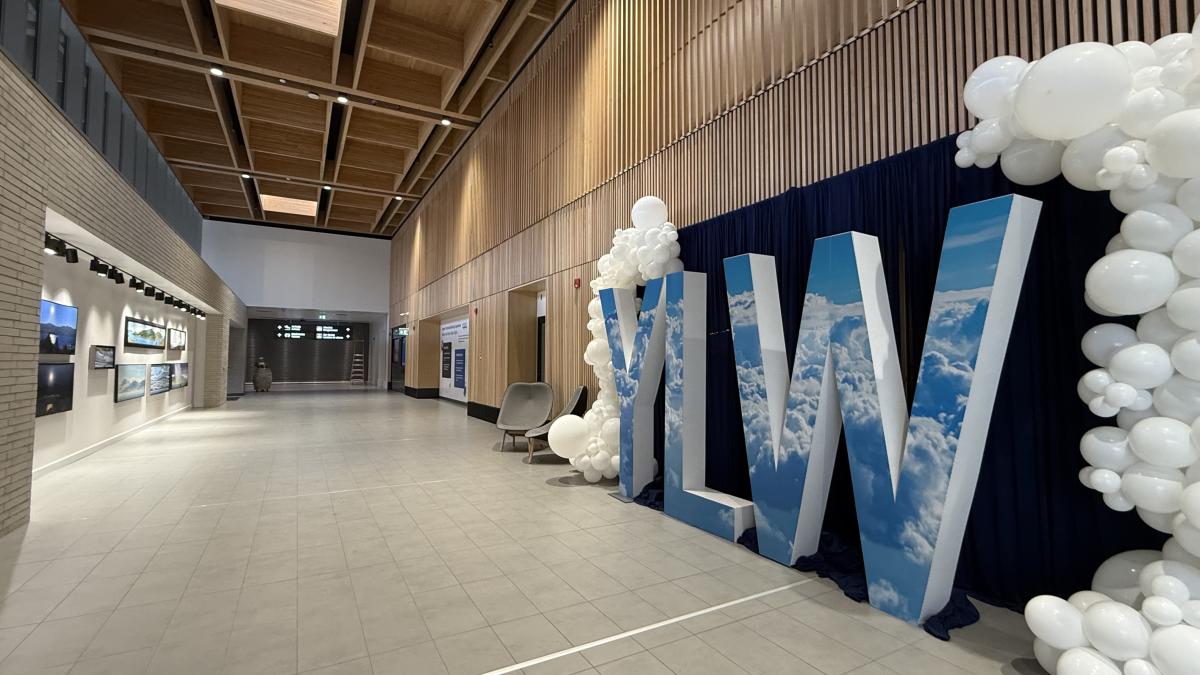 Kelowna International Airport (YLW): Winter 2025/2026 Update