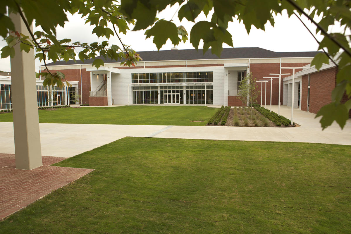 Student Group Tours & Travel Guides in Lafayette, LA