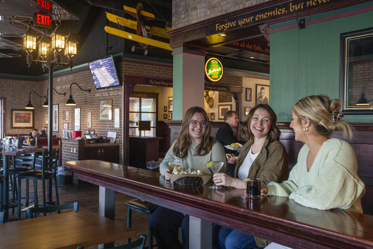 Drinks | Lansing, MI