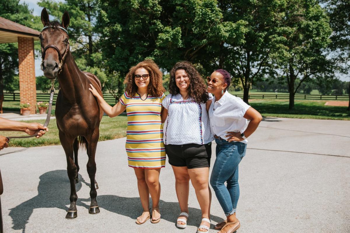 25 Best Girls' Weekend Getaway Destinations to Visit With Your Besties