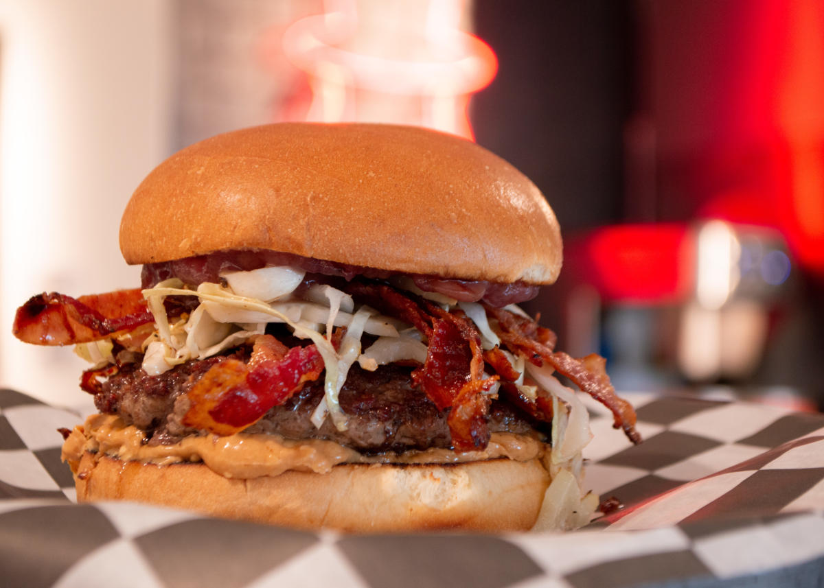 From Pasture to Plate: Lincoln's Burger and Steak Scene