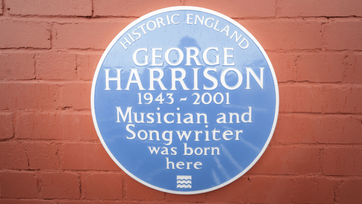 Blue Plaque unveiled to George Harrison at his Liverpool birthplace ...
