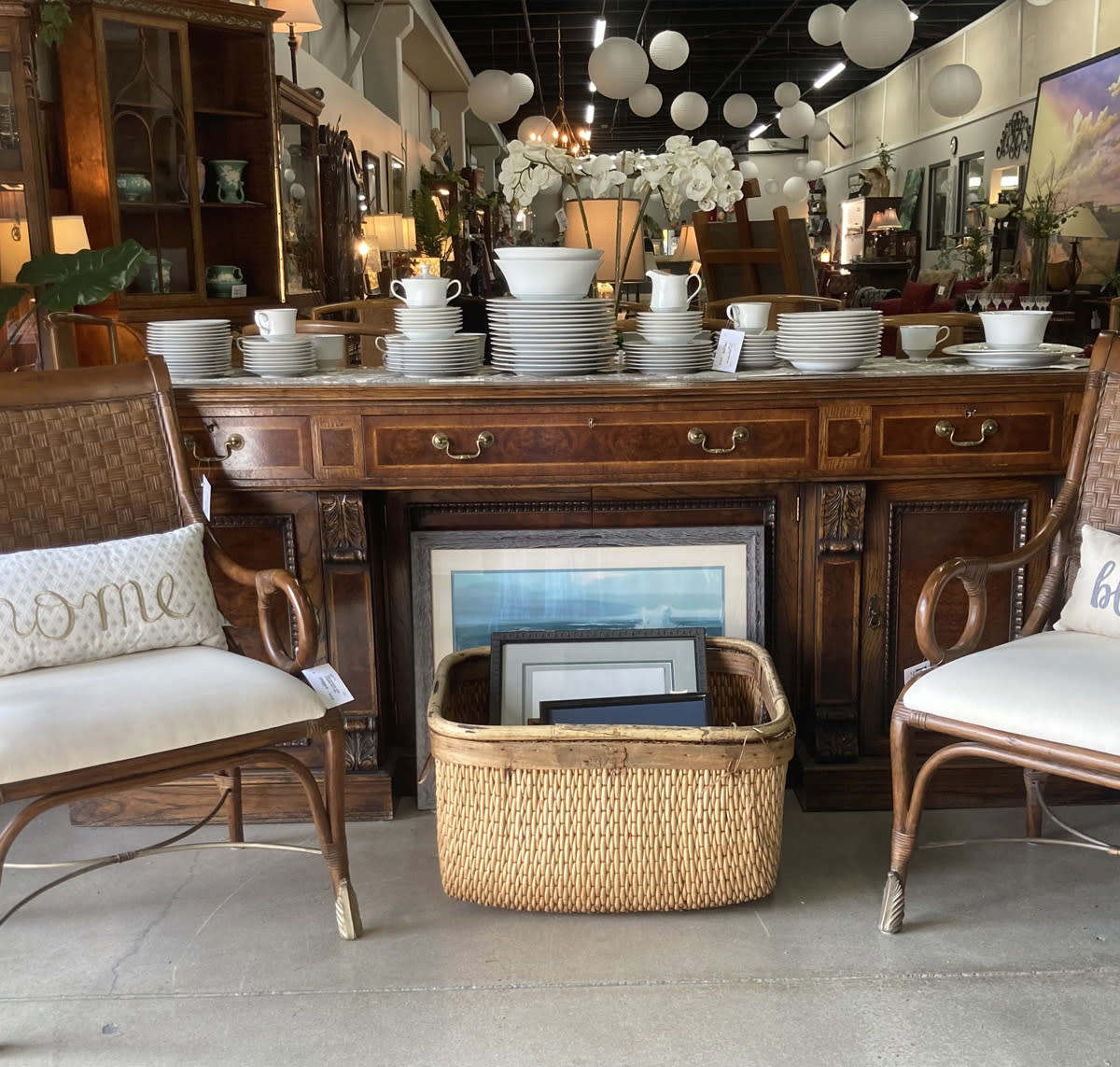 Consignment, Thrift, & Antiques