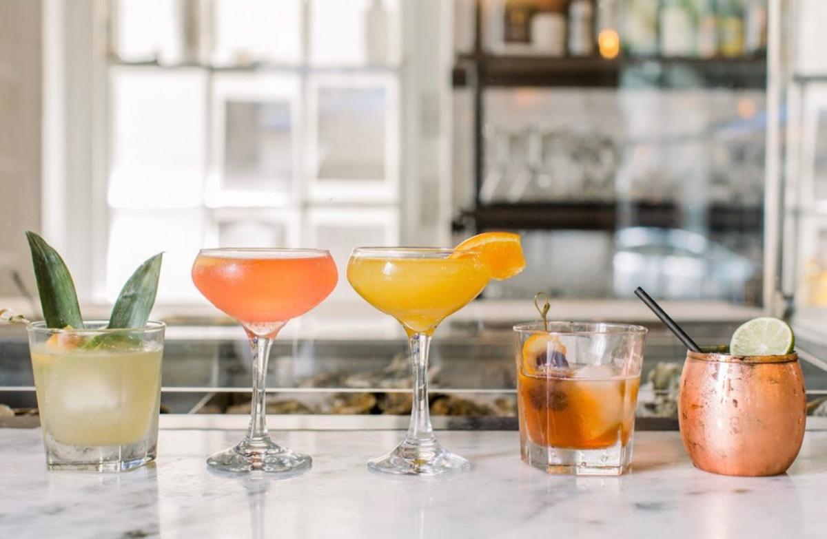 The Best Happy Hours & Drink Specials in Loudoun County, VA