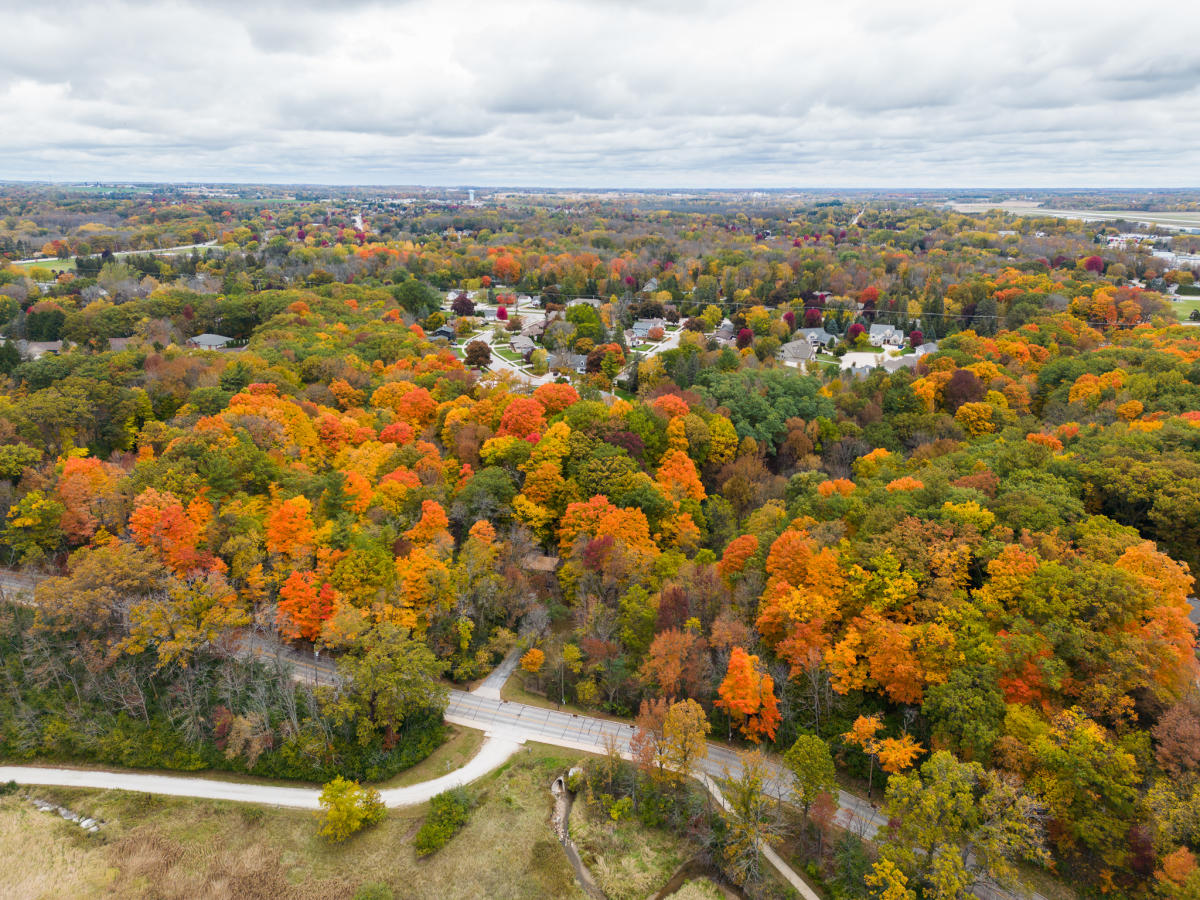 The Ultimate Fall Weekend Getaway in Manitowoc, WI | Fall Activities