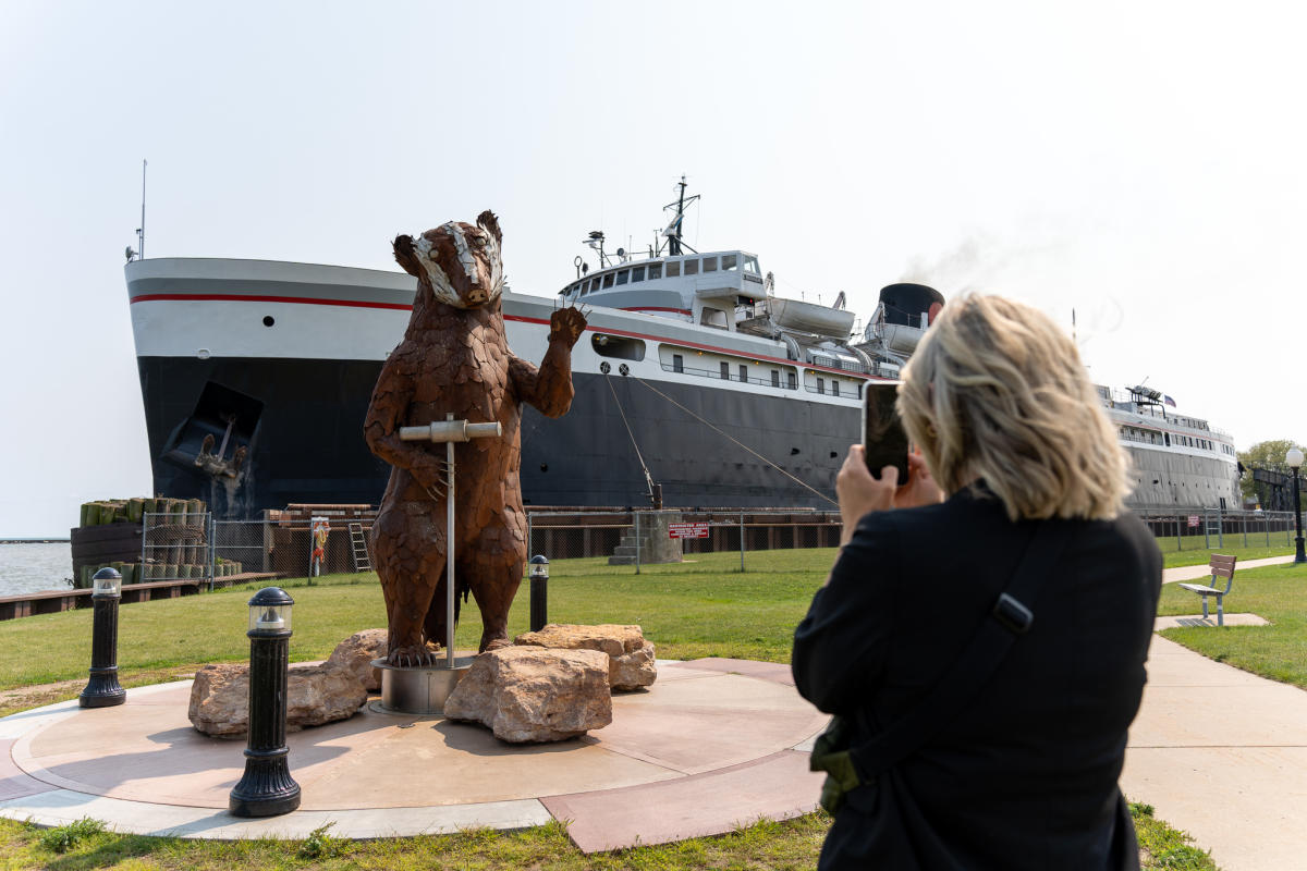 S.S. Badger Carferry | Manitowoc Ferry Dates & Tickets