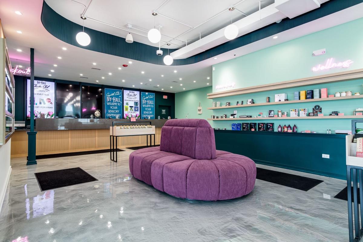How to Visit Ivy Hall Dispensary in Crystal Lake, IL | First-Time Friendly