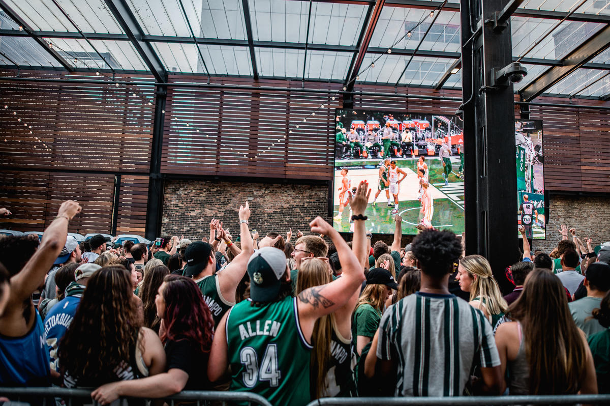 Milwaukee Bucks 2024 Playoffs - Round 1