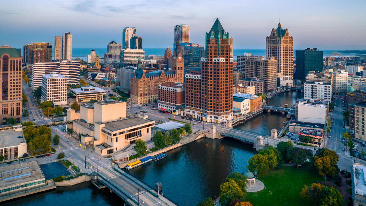 Visit Milwaukee Launches Merchandise, Unveils Sports Milwaukee Logo and ...