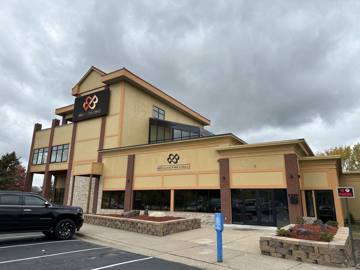 Brooklyn Center’s Live Fire Grill | World Fusion Cuisine