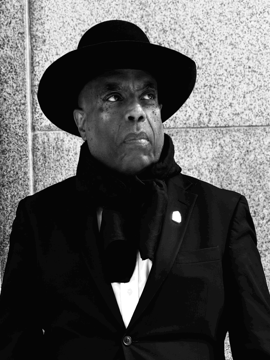 NEWARK NATIVE TONY VAUGHN RECEIVES SECOND CHARLES LEWIS TIFFANY AWARD, CELEBRATED AS MASTER CLASS AM