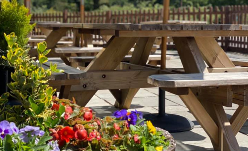 Pub Gardens - Visit the New Forest