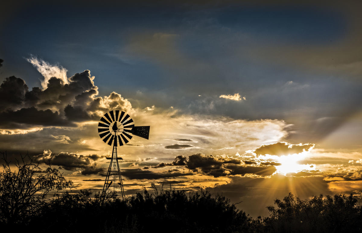 The Weapon That Won the West: Windmills