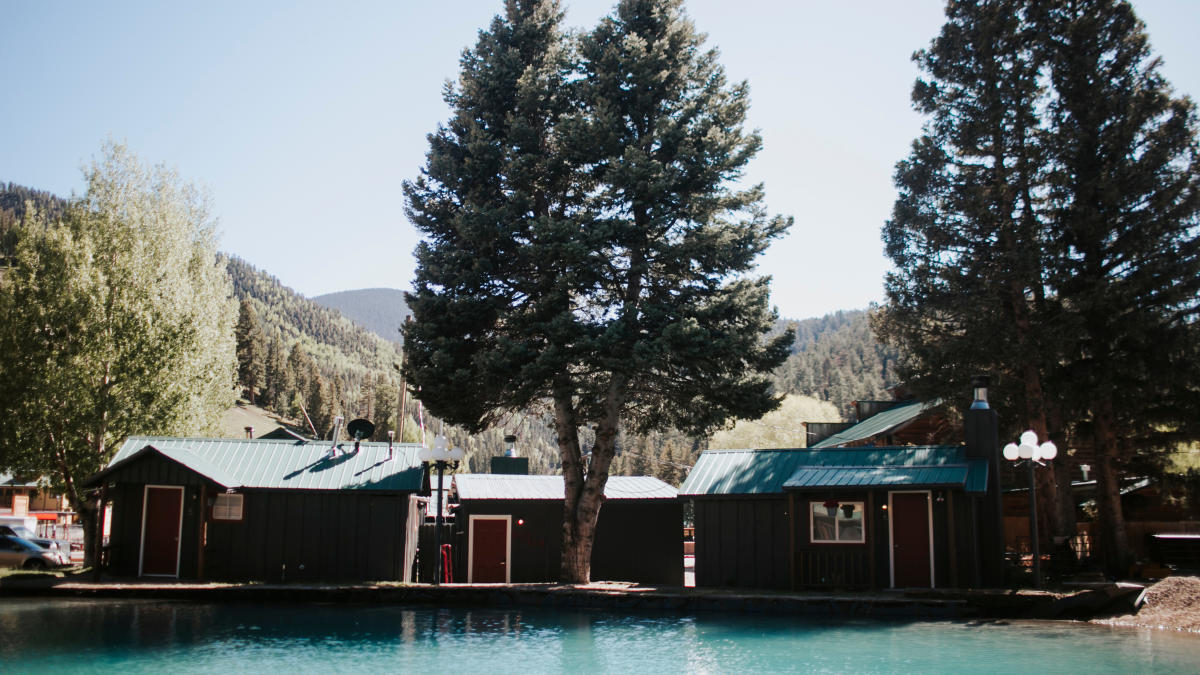 See Modern Updates at this Rustic Red River Resort