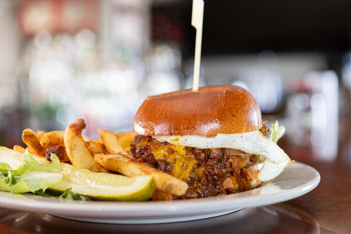 The Jam Burger | Localz Kitchen and Cocktails | Newport Burger Bender 2026