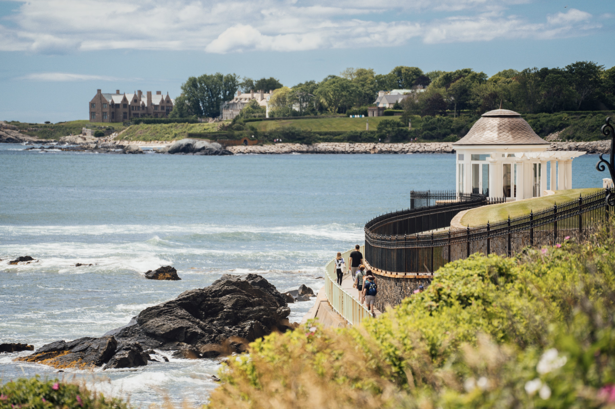 Summer Hikes on The Classic Coast in Newport, Rhode Island