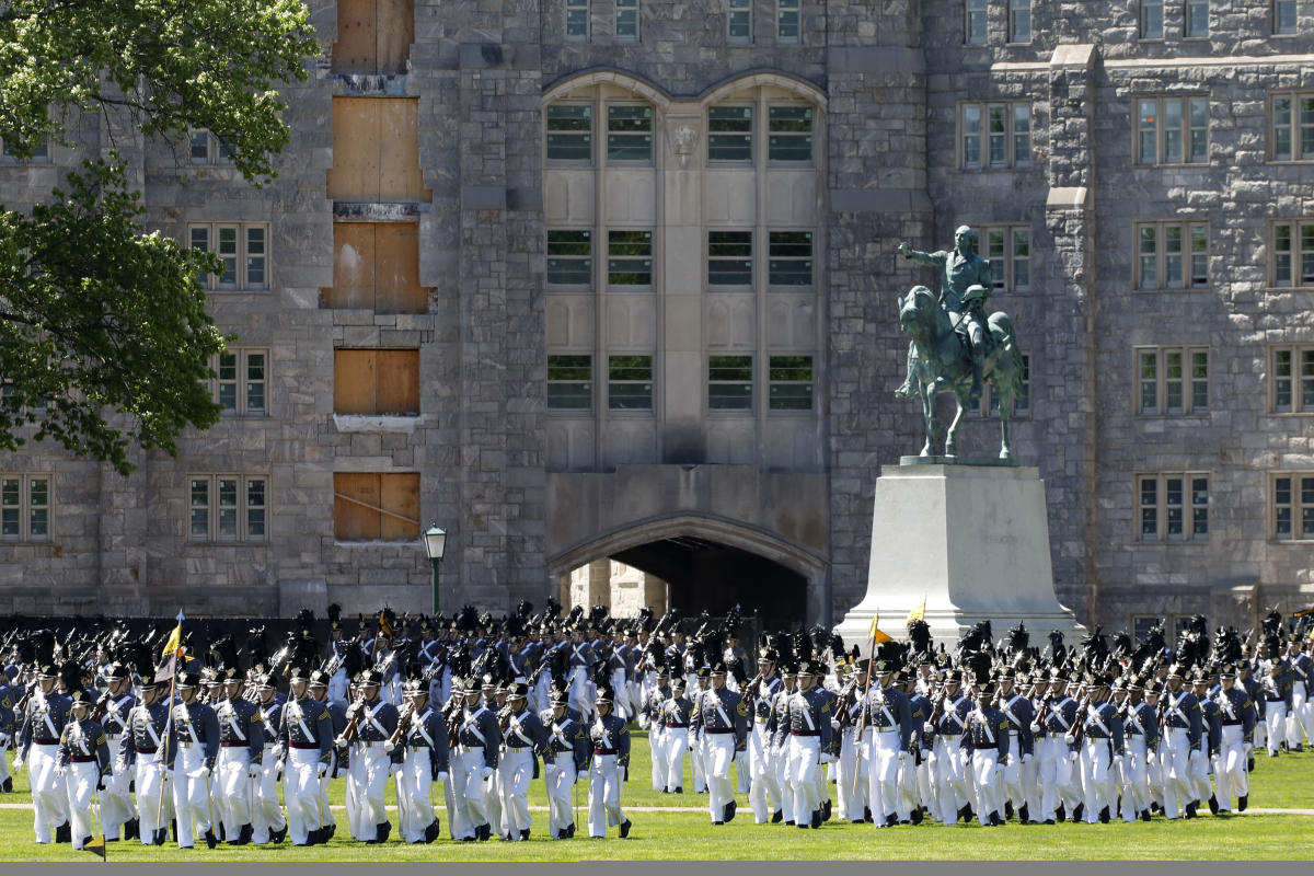 Duty, Honor, Outrage: Change to West Point's mission statement sparks ...