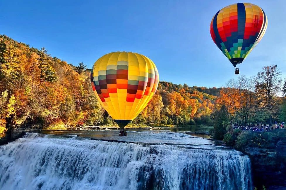 Where & How to Experience New York State's Amazing Fall Foliage Views