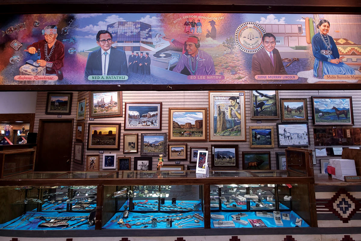 The Circle of Light Mural Project at Ellis Tanner Trading Company in ...