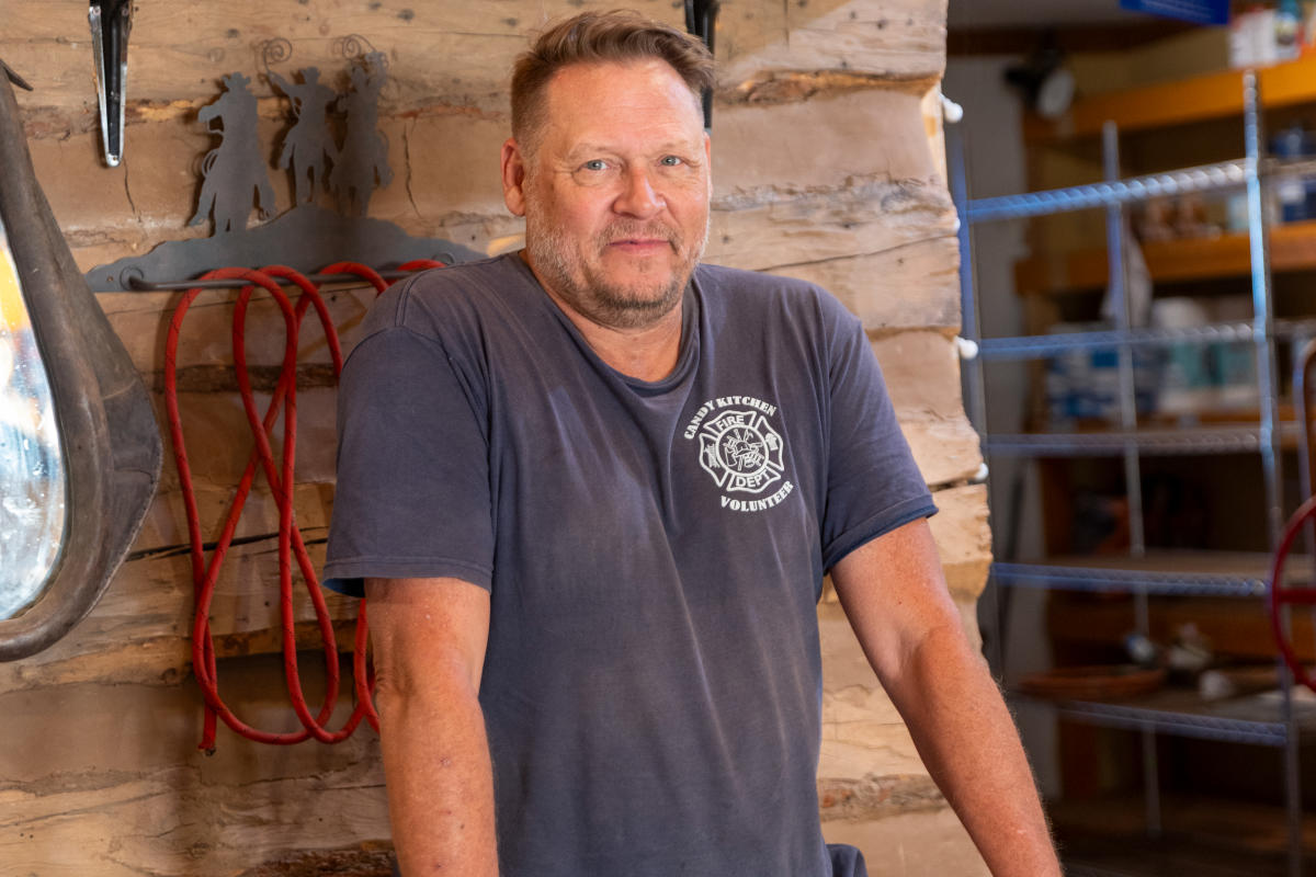 Matthew DeGumbia Buils Community in Rural New Mexico