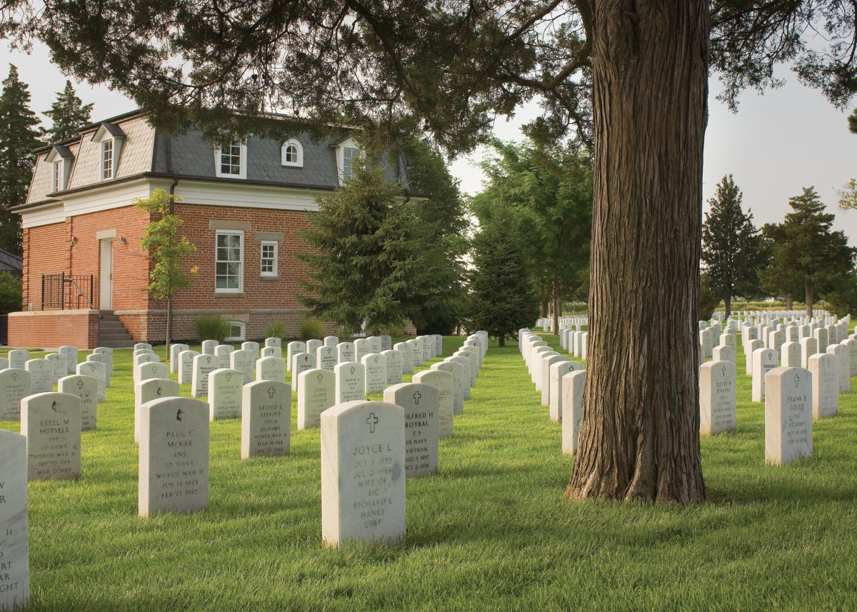 Fort McPherson National Cemetery