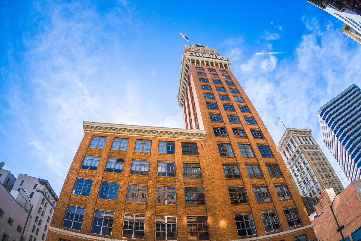 Explore Oakland Neighborhoods | Culture, Dining & Shopping