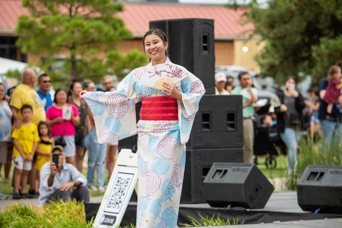 2 Day Itinerary for Exploring Asian History & Culture | Shop & Eat