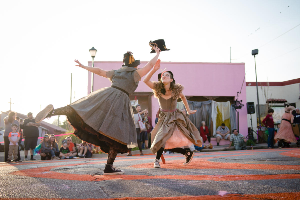 Magic Lantern Star Ball on Paseo
