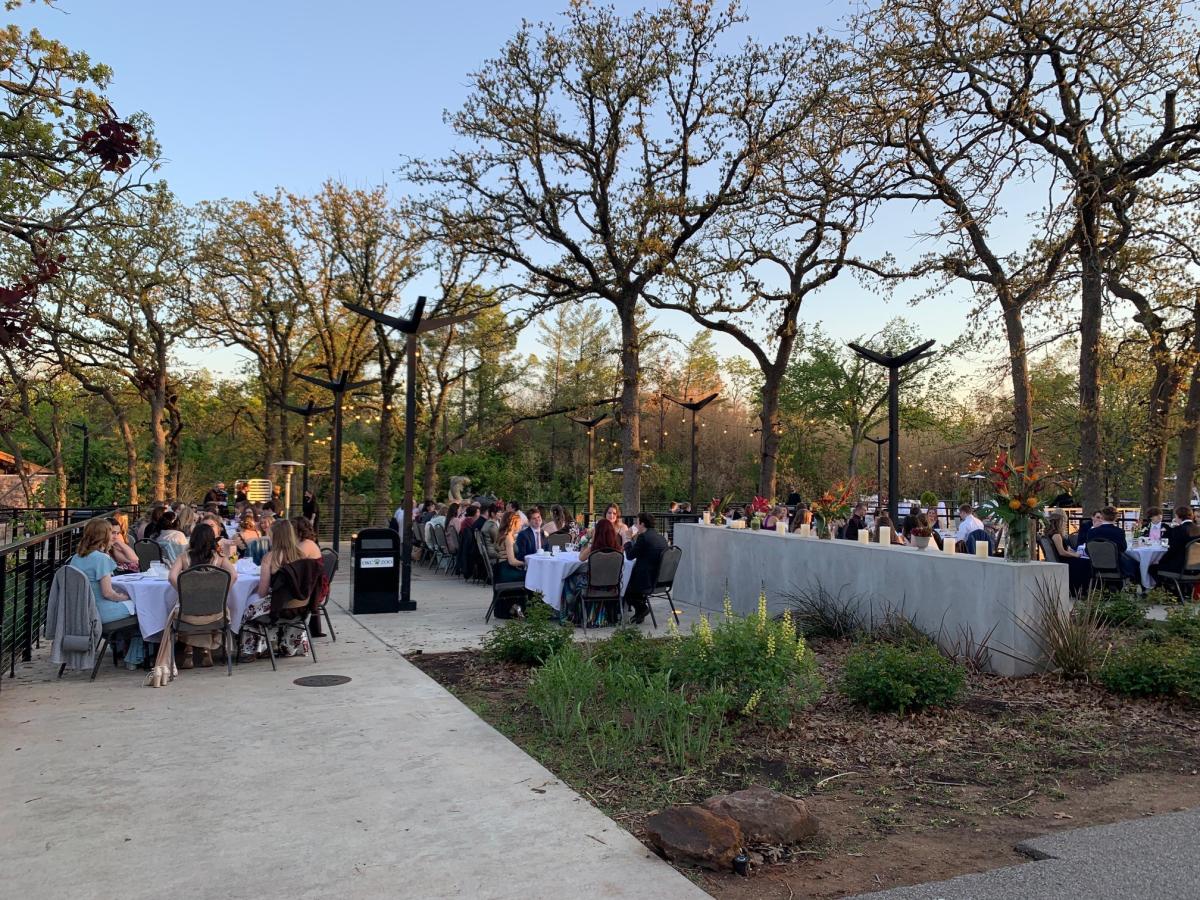 Top OKC Wedding Venues for Small, Outdoor & Reception Events