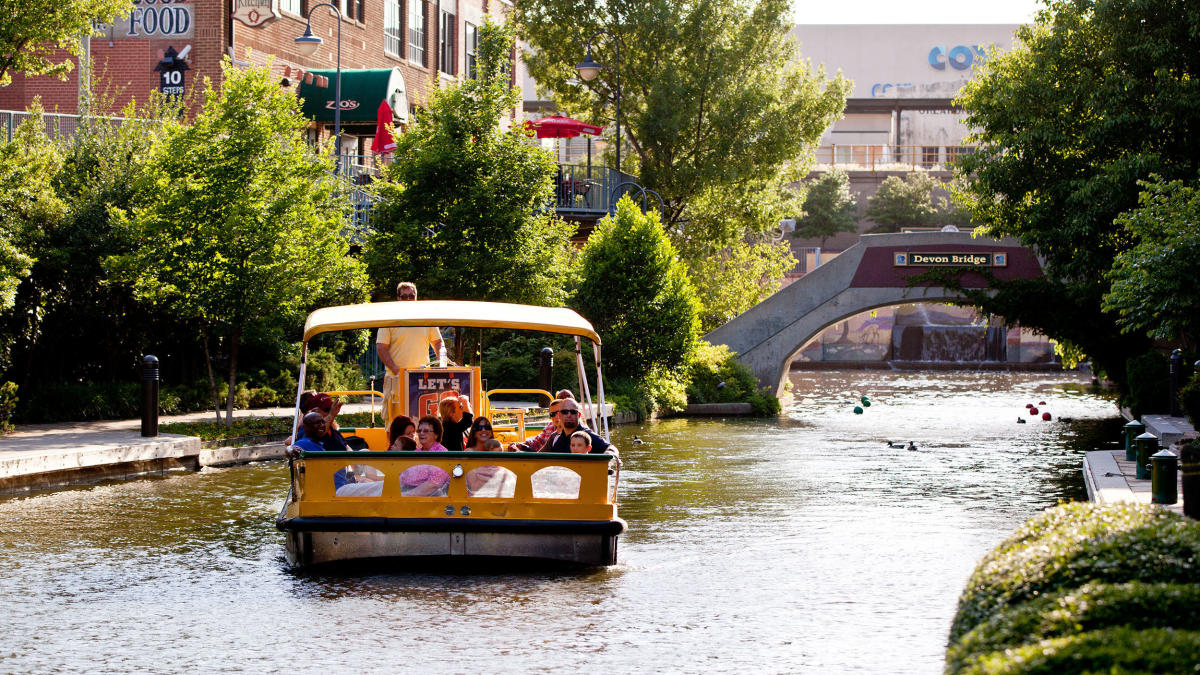 Guide to Bricktown in OKC for Restaurants, Nightlife & More