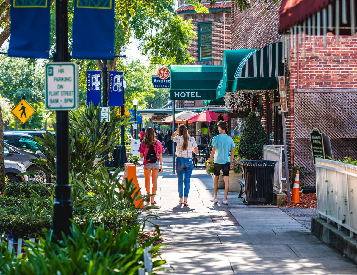 Orlando Neighborhoods | Main Street Districts & Nearby Cities